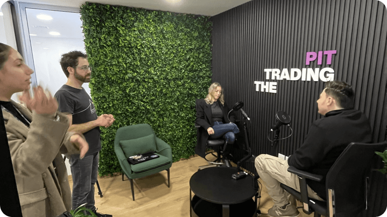 About Us | TheTradingPit